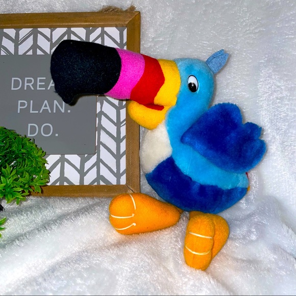 Kellogg | Toys | Kelloggs Froot Loops Cereal Company Toucan Sam Plush ...